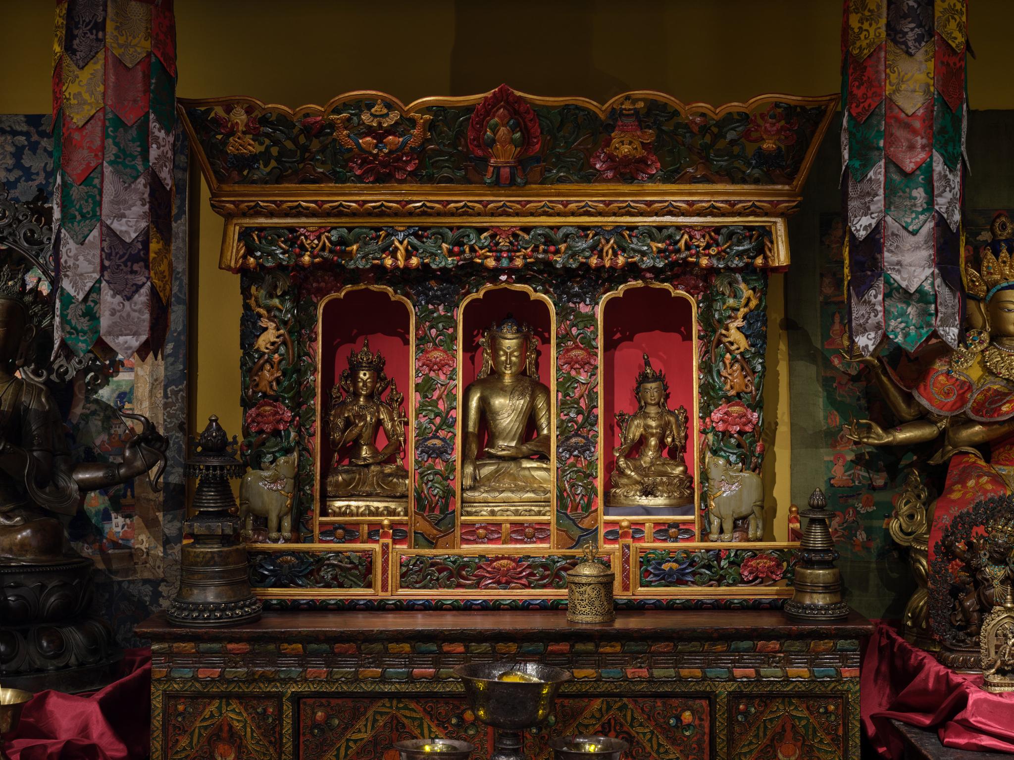 Rubin Museum Tibetan Buddhist Shrine Room · Brooklyn Museum