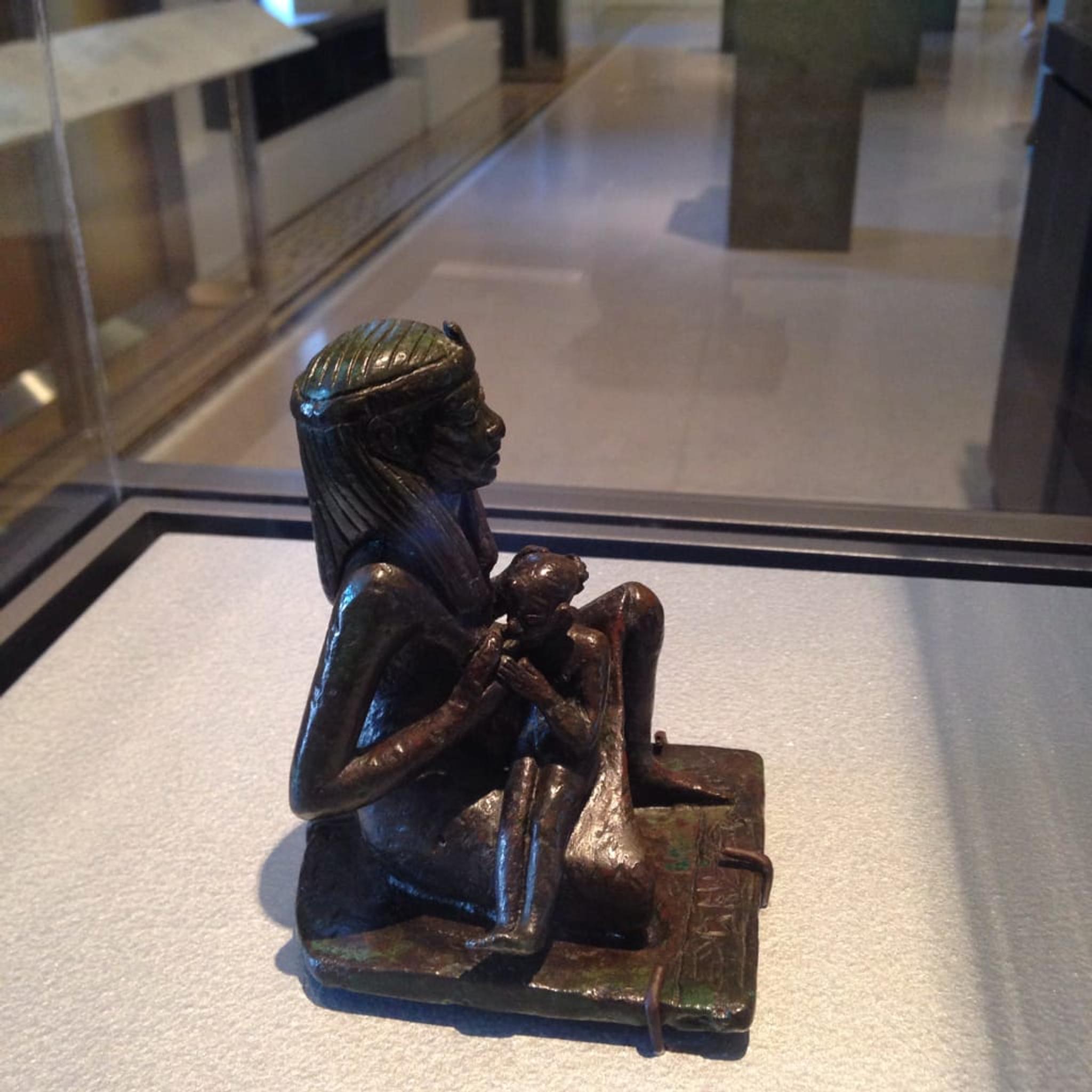 Statue of Queen Ankhnes-meryre II and Her Son, Pepy II · Brooklyn Museum